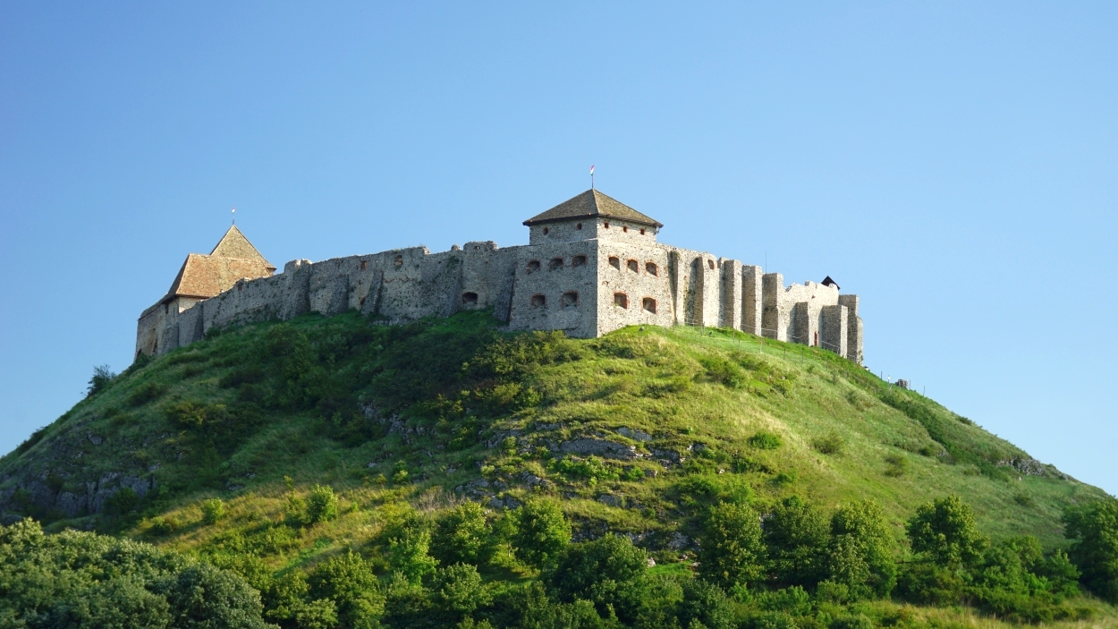 SÜMEG – Live The Life Expeditions