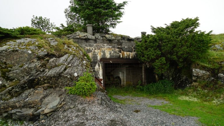 FJELL FORTRESS – Live The Life Expeditions