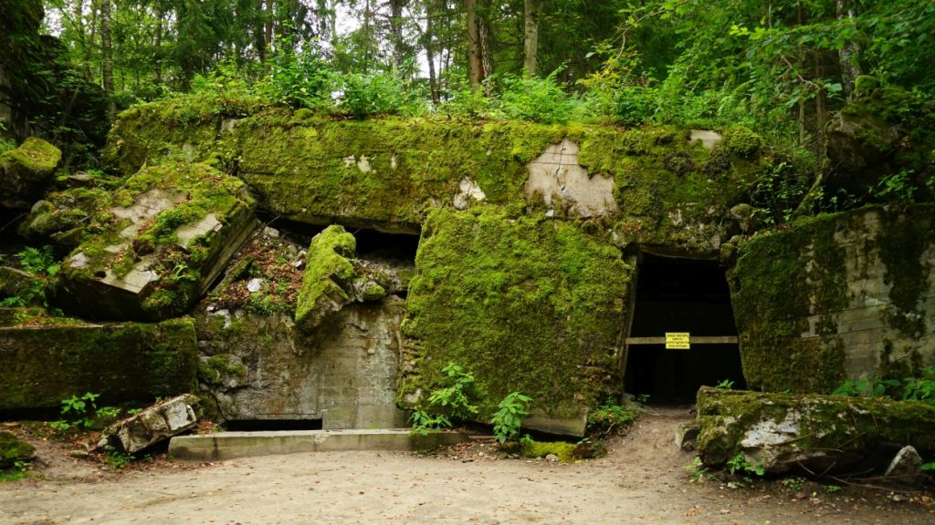 WOLFSSCHANZE – Live The Life Expeditions