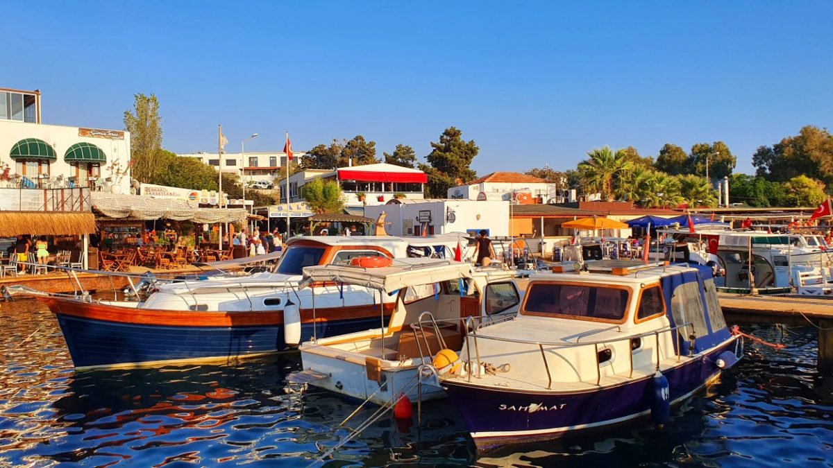 GÜMÜŞLÜK – Live The Life Expeditions