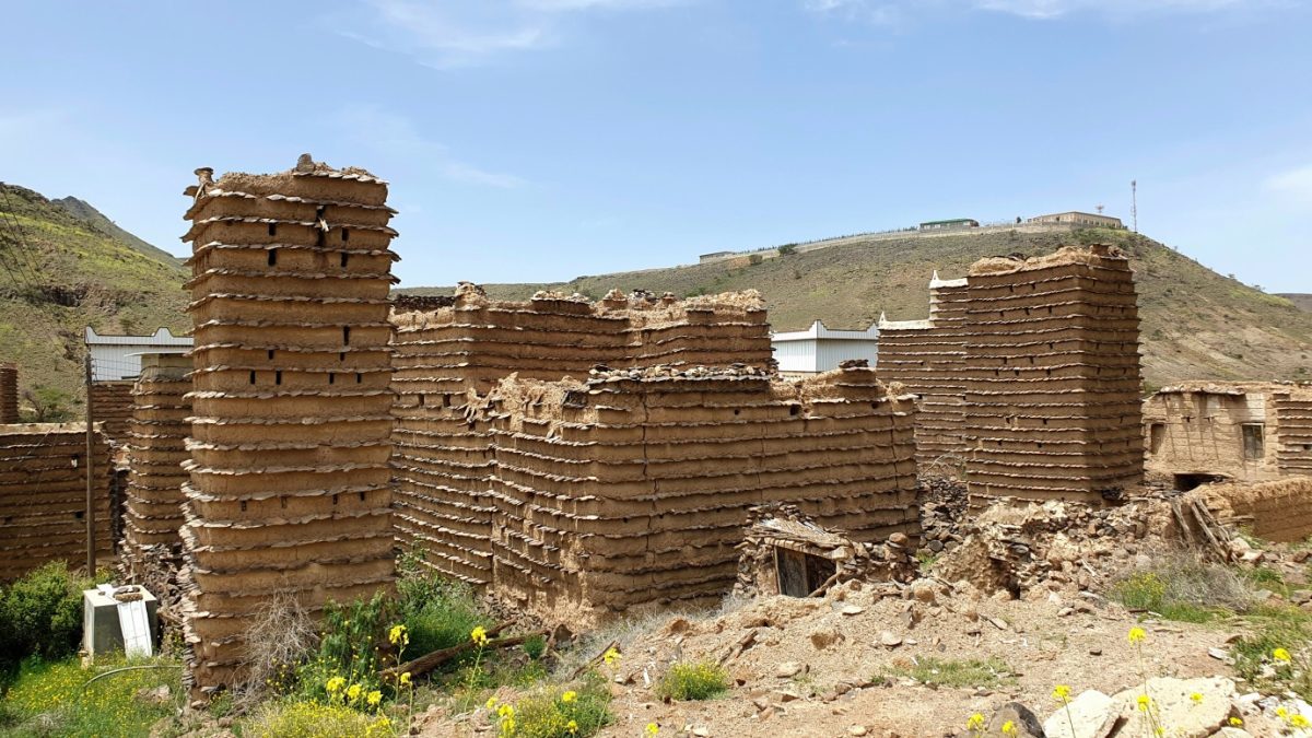 ROAD TO NAJRĀN – Live The Life Expeditions