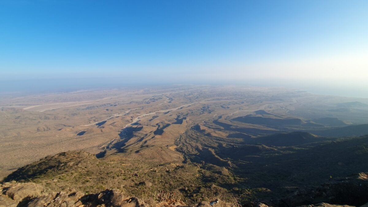 JEBEL SAMHAN (جبل سمحان) – Live The Life Expeditions