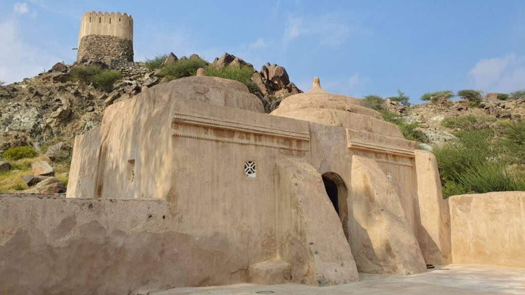 AL BADIYAH (مسجد البدية) – Live The Life Expeditions