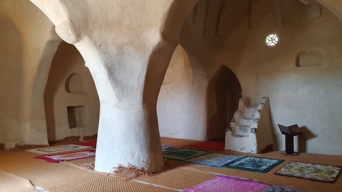 AL BADIYAH (مسجد البدية) – Live The Life Expeditions